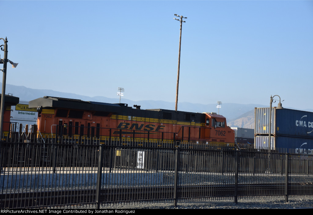 BNSF 7062